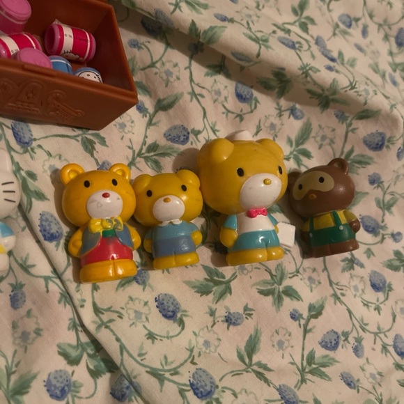 Sanrio | Toys | Hello Kitty And Friends Toy Set With Brown Treasure ...